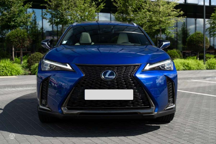 Zils Lexus UX 250h 2022 Viļņa, ar dzinēja tilpumu 1.99 L un nobraukumu 23 tūkst. km par 30999 €, foto 1 vietnē AUTOMOTO.COM.LV