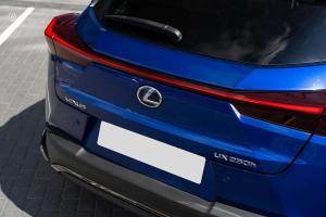 Zils Lexus UX 250h 2022 Viļņa, ar dzinēja tilpumu 1.99 L un nobraukumu 23 tūkst. km par 30999 €, foto 24 vietnē AUTOMOTO.COM.LV