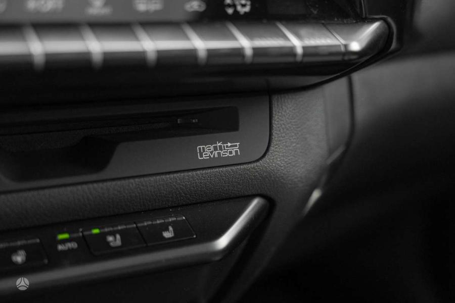 Zils Lexus UX 250h 2022 Viļņa, ar dzinēja tilpumu 1.99 L un nobraukumu 23 tūkst. km par 30999 €, foto 28 vietnē AUTOMOTO.COM.LV