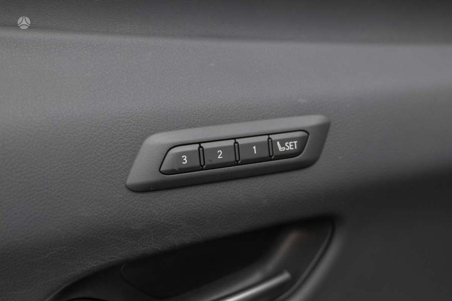 Zils Lexus UX 250h 2022 Viļņa, ar dzinēja tilpumu 1.99 L un nobraukumu 23 tūkst. km par 30999 €, foto 32 vietnē AUTOMOTO.COM.LV