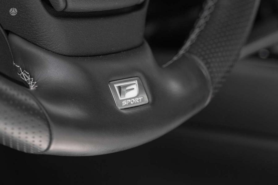 Zils Lexus UX 250h 2022 Viļņa, ar dzinēja tilpumu 1.99 L un nobraukumu 23 tūkst. km par 30999 €, foto 35 vietnē AUTOMOTO.COM.LV