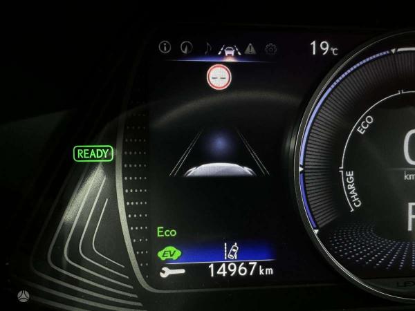 Синий Лексус UX 250h 2023 в Вильнюс, объемом двигателя 2.00 л и пробегом 44 тыс. км за 31750 €, фото 10 на AUTOMOTO.COM.LV