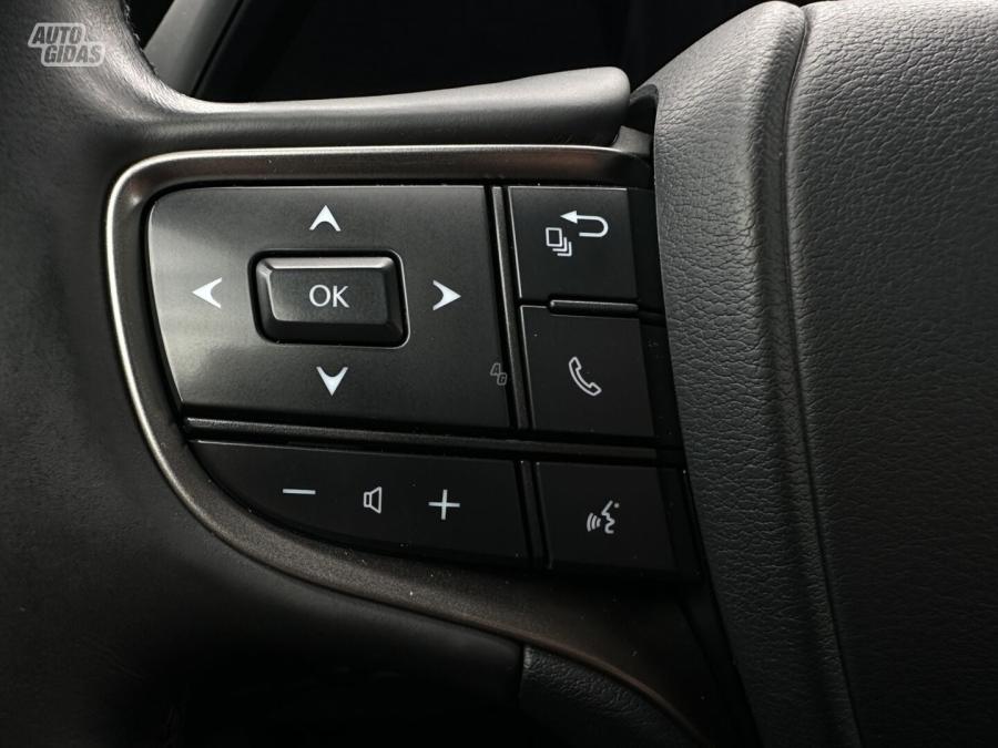 Zils Lexus UX 250h 2023 Avižieniai, ar dzinēja tilpumu 2.00 L un nobraukumu 44 tūkst. km par 31750 €, foto 12 vietnē AUTOMOTO.COM.LV