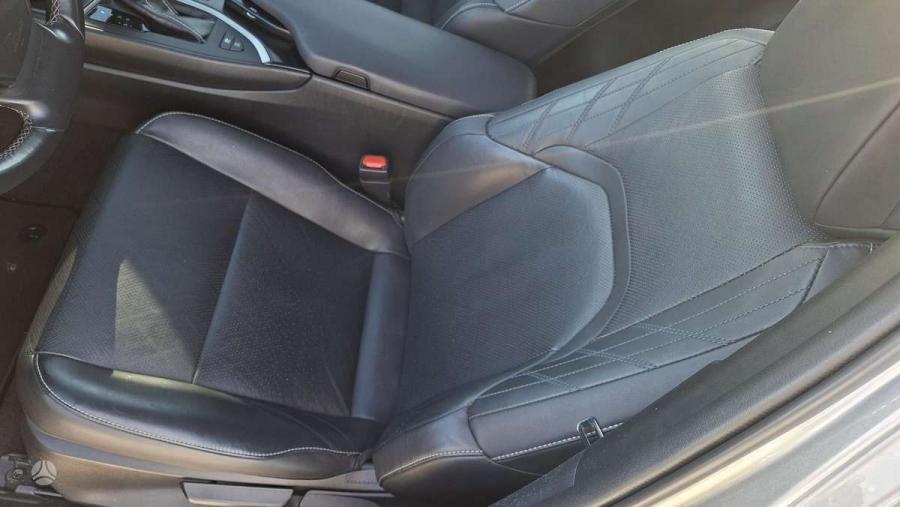 Brūns Lexus UX 250h 2019 Kauņa, ar dzinēja tilpumu 1.99 L un nobraukumu 106 tūkst. km par 20950 €, foto 14 vietnē AUTOMOTO.COM.LV
