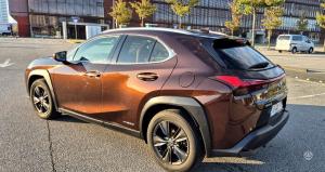 Brūns Lexus UX 250h 2020 Klaipėda, ar dzinēja tilpumu 1.99 L un nobraukumu 65 tūkst. km par 24800 €, foto 6 vietnē AUTOMOTO.COM.LV