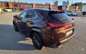 Brūns Lexus UX 250h 2020 Klaipėda, ar dzinēja tilpumu 1.99 L un nobraukumu 65 tūkst. km par 24800 €, foto 10 vietnē AUTOMOTO.COM.LV
