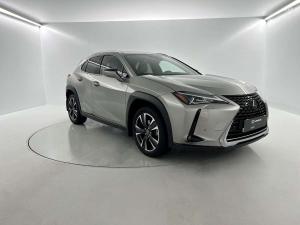 Brūns Lexus UX 250h 2022 Viļņa, ar dzinēja tilpumu 1.99 L un nobraukumu 72 tūkst. km par 28900 €, foto 16 vietnē AUTOMOTO.COM.LV