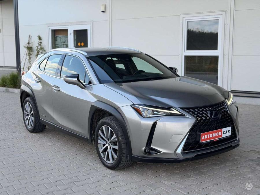 Brūns Lexus UX 250h 2022 Viļņa, ar dzinēja tilpumu 1.99 L un nobraukumu 100 tūkst. km par 18500 €, foto 1 vietnē AUTOMOTO.COM.LV
