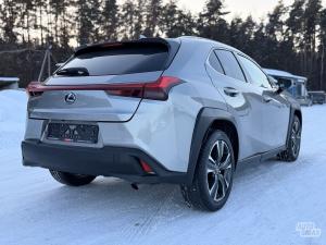 Lexus UX 250h 2019 Viļņa, ar dzinēja tilpumu 2.00 L un nobraukumu 106 tūkst. km par 21900 €, foto 5 vietnē AUTOMOTO.COM.LV