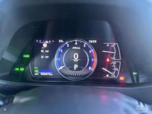 Lexus UX 250h 2019 in Vilnius, with an engine capacity of 2.00 L and mileage of 103 thousand km for 25300 €, photo 20 on AUTOMOTO.COM.LV