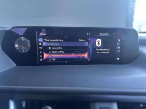 Lexus UX 250h 2019 in Vilnius, with an engine capacity of 2.00 L and mileage of 103 thousand km for 25300 €, photo 24 on AUTOMOTO.COM.LV