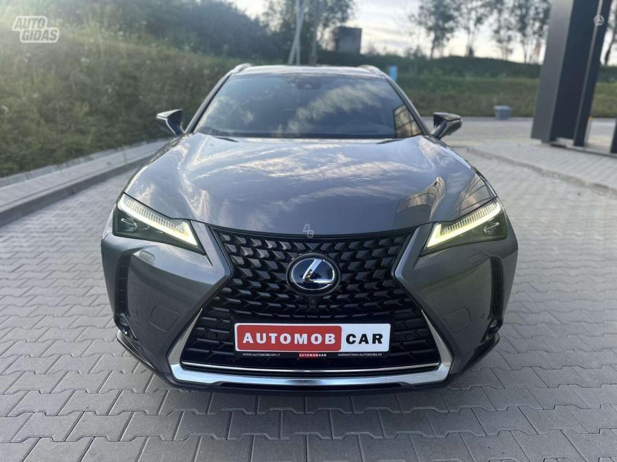 Лексус UX 250h 2019 в Вильнюс, объемом двигателя 2.00 л и пробегом 103 тыс. км за 25300 €, фото 3 на AUTOMOTO.COM.LV