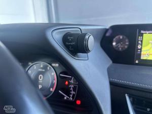 Лексус UX 250h 2019 в Вильнюс, объемом двигателя 2.00 л и пробегом 103 тыс. км за 25300 €, фото 22 на AUTOMOTO.COM.LV