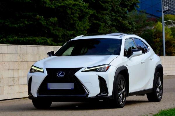 Lexus UX 250h 2019 in Vilnius on AUTOMOTO.COM.LV Lexus UX 250h 2019 in Vilnius, with an engine capacity of 1.99 L and mileage of 138 thousand km for 23990 €, photo 4 on AUTOMOTO.COM.LV