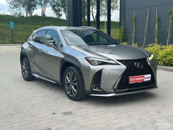 Lexus UX 250h 2020 Viļņa, ar dzinēja tilpumu 2.00 L un nobraukumu 112 tūkst. km par 26500 €, foto 1 vietnē AUTOMOTO.COM.LV