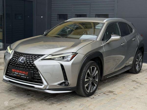 Лексус UX 250h 2020 в Вильнюс, объемом двигателя 1.99 л и пробегом 100 тыс. км за 23777 €, фото 2 на AUTOMOTO.COM.LV
