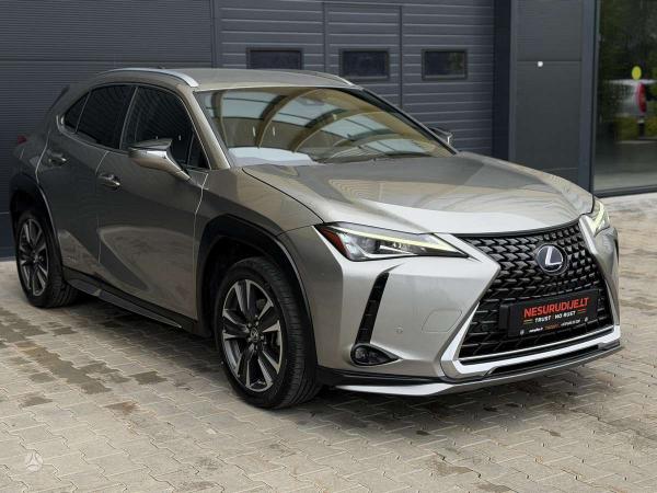 Лексус UX 250h 2020 в Вильнюс, объемом двигателя 1.99 л и пробегом 100 тыс. км за 23777 €, фото 5 на AUTOMOTO.COM.LV