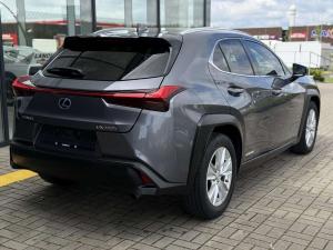 Lexus UX 250h 2020 in Vilnius, with an engine capacity of 1.99 L and mileage of 44 thousand km for 23333 €, photo 6 on AUTOMOTO.COM.LV
