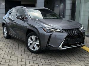 Lexus UX 250h 2020 in Vilnius, with an engine capacity of 1.99 L and mileage of 44 thousand km for 23333 €, photo 9 on AUTOMOTO.COM.LV