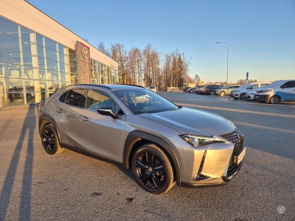 Lexus UX 250h 2021 Panevēža, ar dzinēja tilpumu 1.99 L un nobraukumu 64 tūkst. km par 22990 €, foto 3 vietnē AUTOMOTO.COM.LV