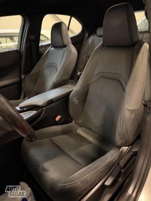 Lexus UX 250h 2021 Viļņa, ar dzinēja tilpumu 2.00 L un nobraukumu 79 tūkst. km par 23450 €, foto 13 vietnē AUTOMOTO.COM.LV