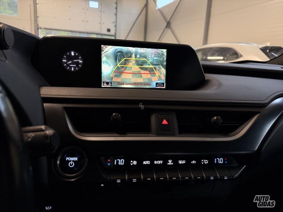 Lexus UX 250h 2021 Viļņa, ar dzinēja tilpumu 2.00 L un nobraukumu 79 tūkst. km par 23450 €, foto 24 vietnē AUTOMOTO.COM.LV