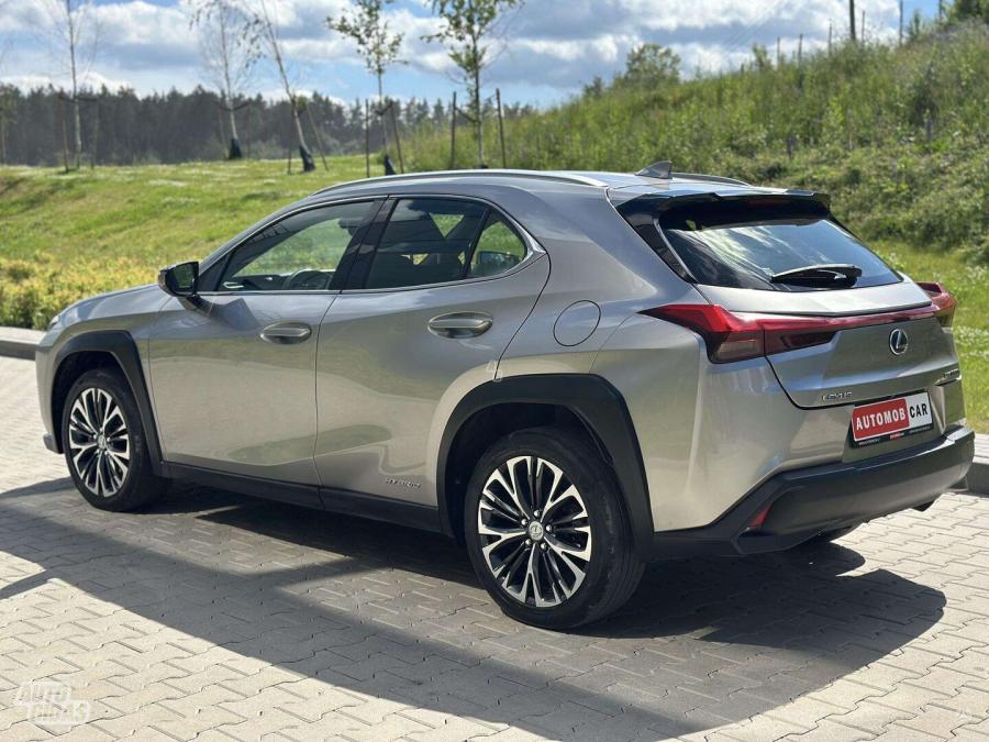 Lexus UX 250h 2021 Viļņa, ar dzinēja tilpumu 2.00 L un nobraukumu 76 tūkst. km par 25050 €, foto 8 vietnē AUTOMOTO.COM.LV
