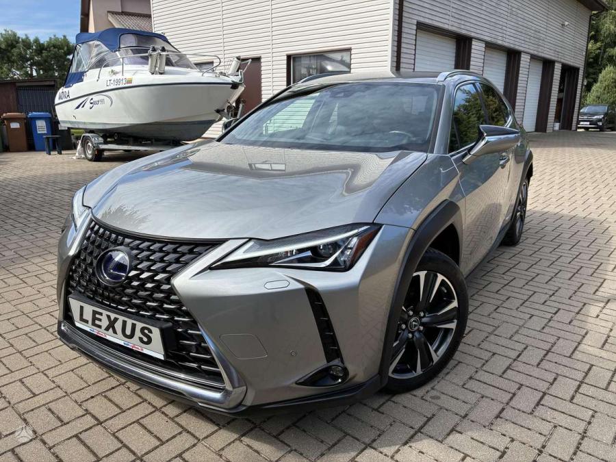Lexus UX 250h 2021 Viļņa, ar dzinēja tilpumu 1.99 L un nobraukumu 105 tūkst. km par 21800 €, foto 1 vietnē AUTOMOTO.COM.LV