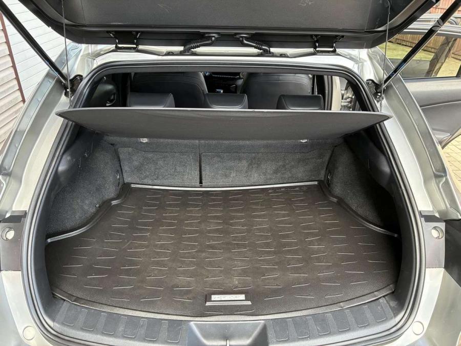 Lexus UX 250h 2021 Viļņa, ar dzinēja tilpumu 1.99 L un nobraukumu 105 tūkst. km par 21800 €, foto 21 vietnē AUTOMOTO.COM.LV