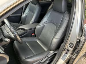 Lexus UX 250h 2021 Viļņa, ar dzinēja tilpumu 1.99 L un nobraukumu 105 tūkst. km par 21800 €, foto 28 vietnē AUTOMOTO.COM.LV
