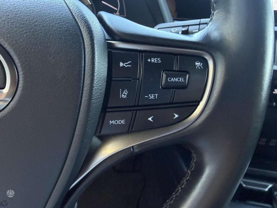 Lexus UX 250h 2023 Viļņa, ar dzinēja tilpumu 1.99 L un nobraukumu 70 tūkst. km par 25777 €, foto 14 vietnē AUTOMOTO.COM.LV