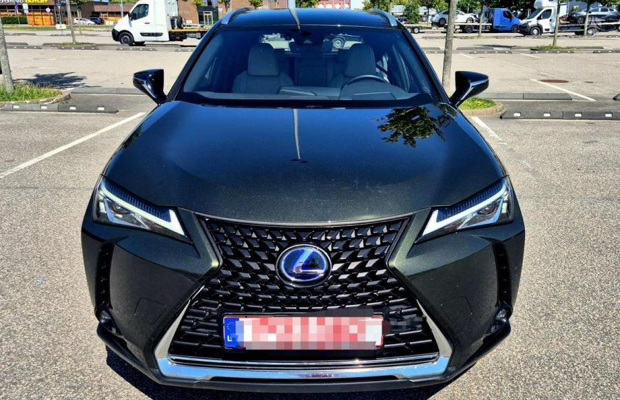 Zaļš Lexus UX 250h 2021 Klaipėda, ar dzinēja tilpumu 1.99 L un nobraukumu 94 tūkst. km par 23600 €, foto 5 vietnē AUTOMOTO.COM.LV