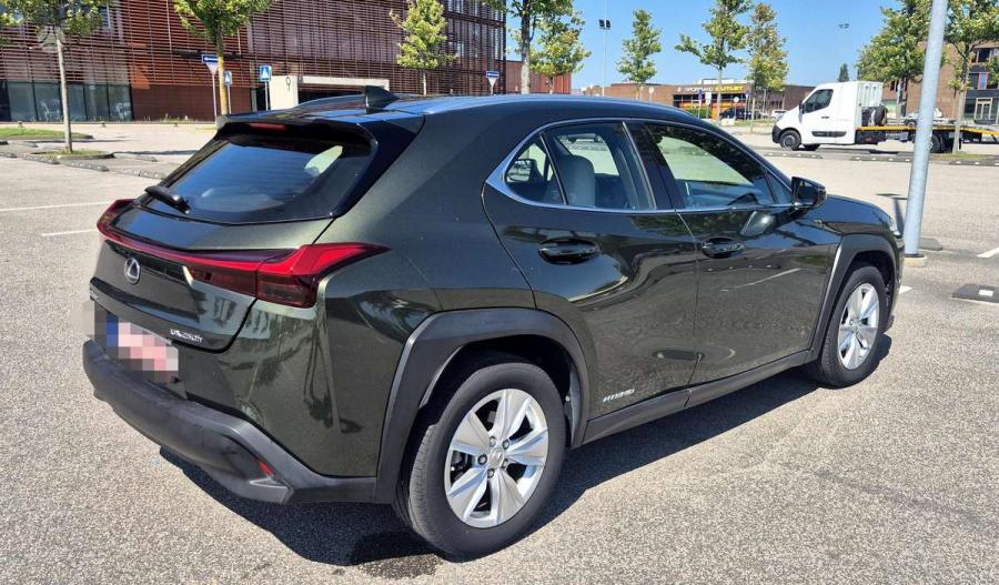 Zaļš Lexus UX 250h 2021 Klaipėda, ar dzinēja tilpumu 1.99 L un nobraukumu 94 tūkst. km par 23600 €, foto 14 vietnē AUTOMOTO.COM.LV