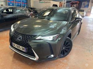 Zaļš Lexus UX 250h 2021 Viļņa, ar dzinēja tilpumu 1.99 L un nobraukumu 93 tūkst. km par 24500 €, foto  vietnē AUTOMOTO.COM.LV