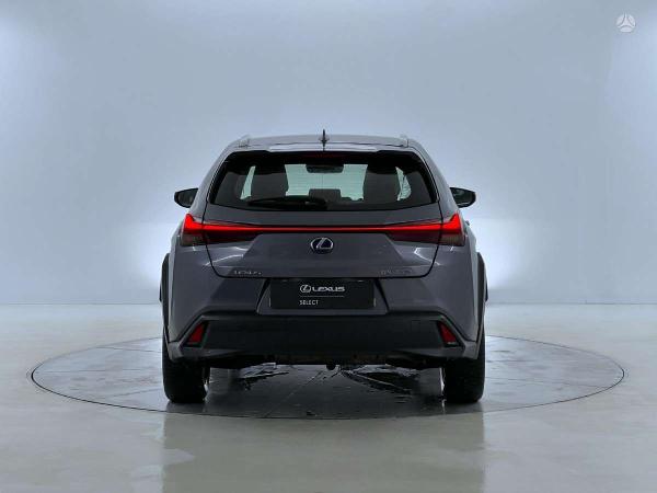 Grey Lexus UX 250h 2019 in Vilnius, with an engine capacity of 1.99 L and mileage of 73 thousand km for 22900 €, photo 4 on AUTOMOTO.COM.LV