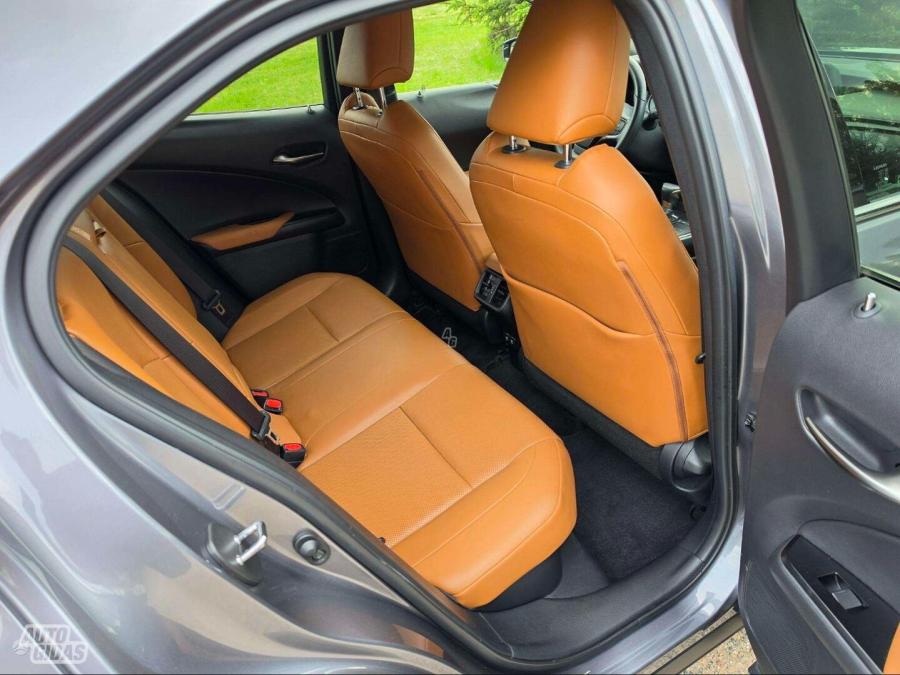 Pelēks Lexus UX 250h 2019 Kauņa, ar dzinēja tilpumu 2.00 L un nobraukumu 124 tūkst. km par 20950 €, foto 11 vietnē AUTOMOTO.COM.LV