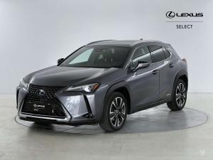 Grey Lexus UX 250h 2019 in Vilnius, with an engine capacity of 1.99 L and mileage of 133 thousand km for 24900 €, photo  on AUTOMOTO.COM.LV
