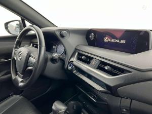 Pelēks Lexus UX 250h 2019 Viļņa, ar dzinēja tilpumu 1.99 L un nobraukumu 133 tūkst. km par 24900 €, foto 15 vietnē AUTOMOTO.COM.LV