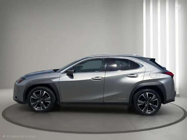 Grey Lexus UX 250h 2019 in Kaunas, with an engine capacity of 1.99 L and mileage of 143 thousand km for 21500 €, photo 2 on AUTOMOTO.COM.LV