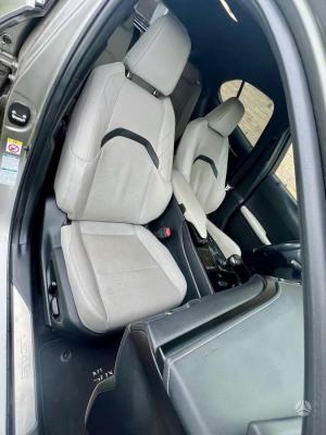 Grey Lexus UX 250h 2019 in Vilnius, with an engine capacity of 1.99 L and mileage of 67 thousand km for 27500 €, photo 14 on AUTOMOTO.COM.LV