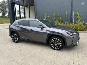 Pelēks Lexus UX 250h 2019 Viļņa, ar dzinēja tilpumu 1.99 L un nobraukumu 103 tūkst. km par 25300 €, foto 5 vietnē AUTOMOTO.COM.LV