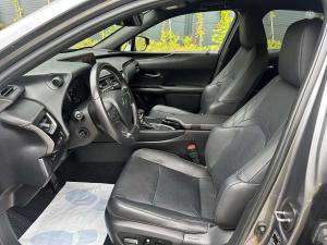 Pelēks Lexus UX 250h 2019 Viļņa, ar dzinēja tilpumu 1.99 L un nobraukumu 103 tūkst. km par 25300 €, foto 21 vietnē AUTOMOTO.COM.LV