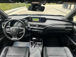 Pelēks Lexus UX 250h 2019 Viļņa, ar dzinēja tilpumu 1.99 L un nobraukumu 103 tūkst. km par 25300 €, foto 27 vietnē AUTOMOTO.COM.LV
