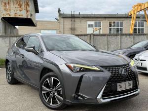 Grey Lexus UX 250h 2019 in Vilnius, with an engine capacity of 1.99 L and mileage of 108 thousand km for 23700 €, photo 7 on AUTOMOTO.COM.LV