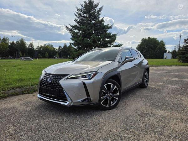 Grey Lexus UX 250h 2019 in Kaunas, with an engine capacity of 1.99 L and mileage of 143 thousand km for 20950 €, photo 1 on AUTOMOTO.COM.LV