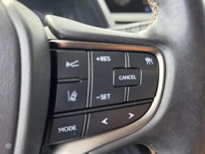 Grey Lexus UX 250h 2019 in Kaunas, with an engine capacity of 1.99 L and mileage of 143 thousand km for 20950 €, photo 21 on AUTOMOTO.COM.LV