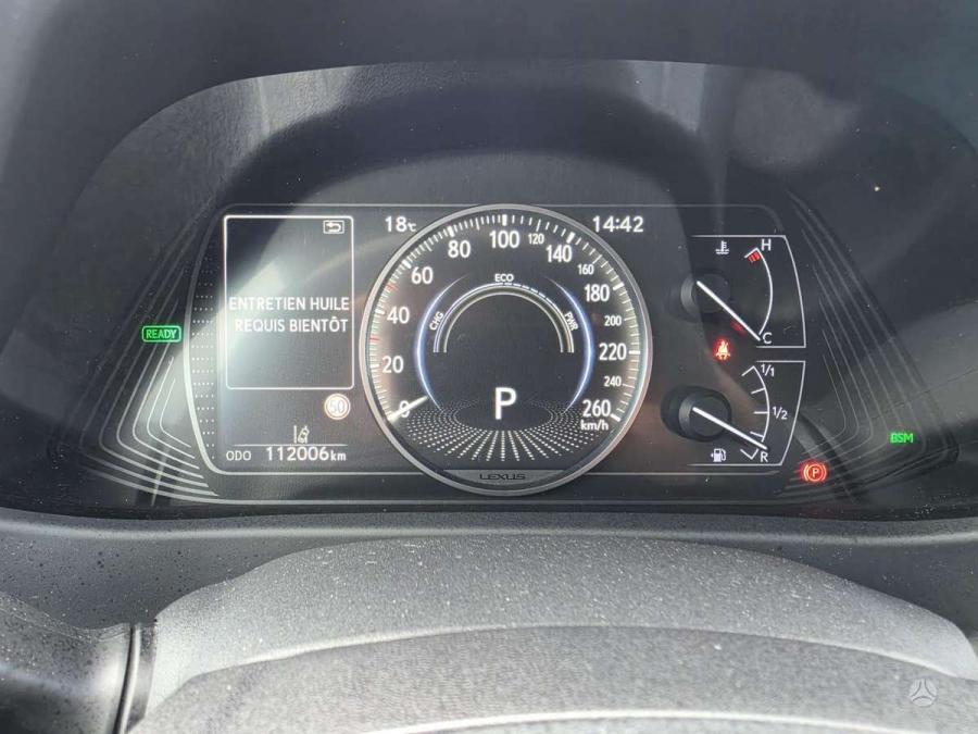 Grey Lexus UX 250h 2019 in Vilnius, with an engine capacity of 1.99 L and mileage of 112 thousand km for 20500 €, photo 21 on AUTOMOTO.COM.LV