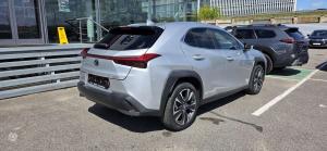 Pelēks Lexus UX 250h 2020 Viļņa, ar dzinēja tilpumu 1.99 L un nobraukumu 82 tūkst. km par 23850 €, foto 6 vietnē AUTOMOTO.COM.LV