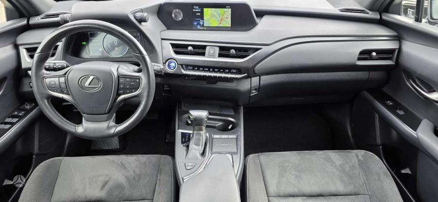 Pelēks Lexus UX 250h 2020 Viļņa, ar dzinēja tilpumu 1.99 L un nobraukumu 82 tūkst. km par 23850 €, foto 8 vietnē AUTOMOTO.COM.LV