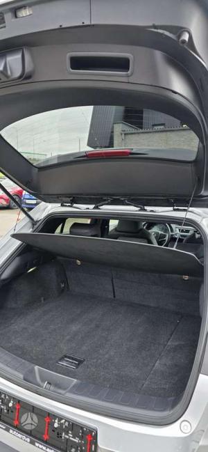Pelēks Lexus UX 250h 2020 Viļņa, ar dzinēja tilpumu 1.99 L un nobraukumu 82 tūkst. km par 23850 €, foto 24 vietnē AUTOMOTO.COM.LV